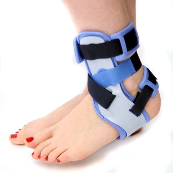 Netball Braces | Netball Supports | Joint Support