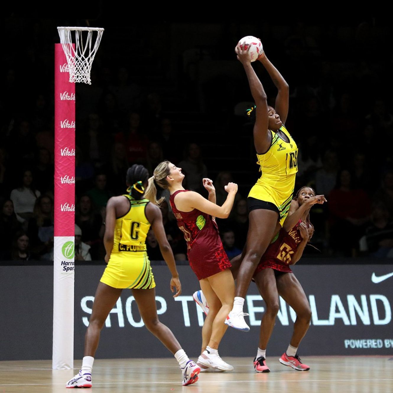 NBL-030 Socketed International Netball Posts | Harrod’s UK